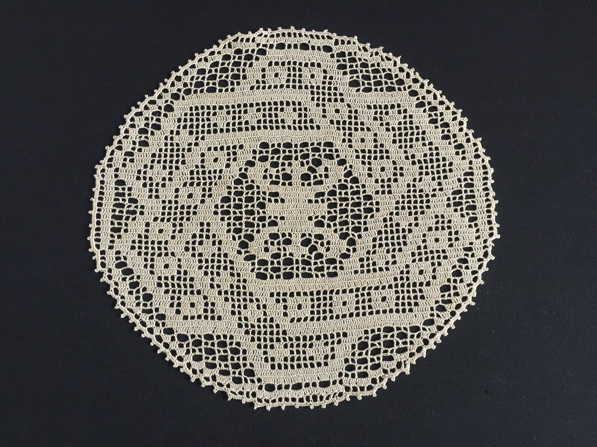 ARABESQUE D'Oyley Mary Card Designed Crochet Lace Doily (USA Chart No ...